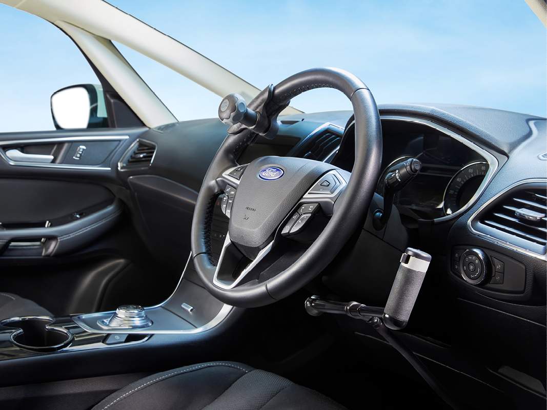 Living Made Easy - Mechanical Push/Pull Accelerator & Brake Hand Controls)